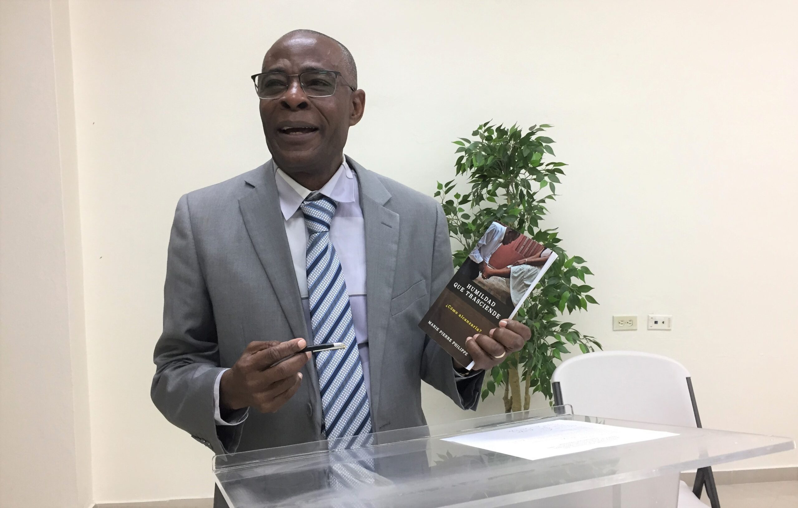 Marie Pierre Philippe pone en circulación libro “Humildad que ...