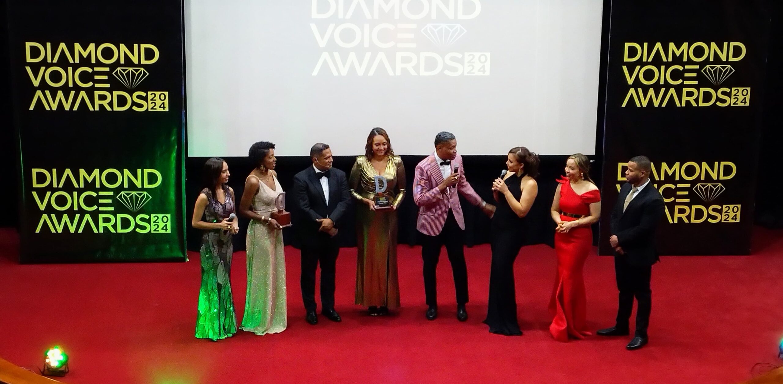 RLCD entrega el Diamond Voice Awards a locutores dominicanos ...