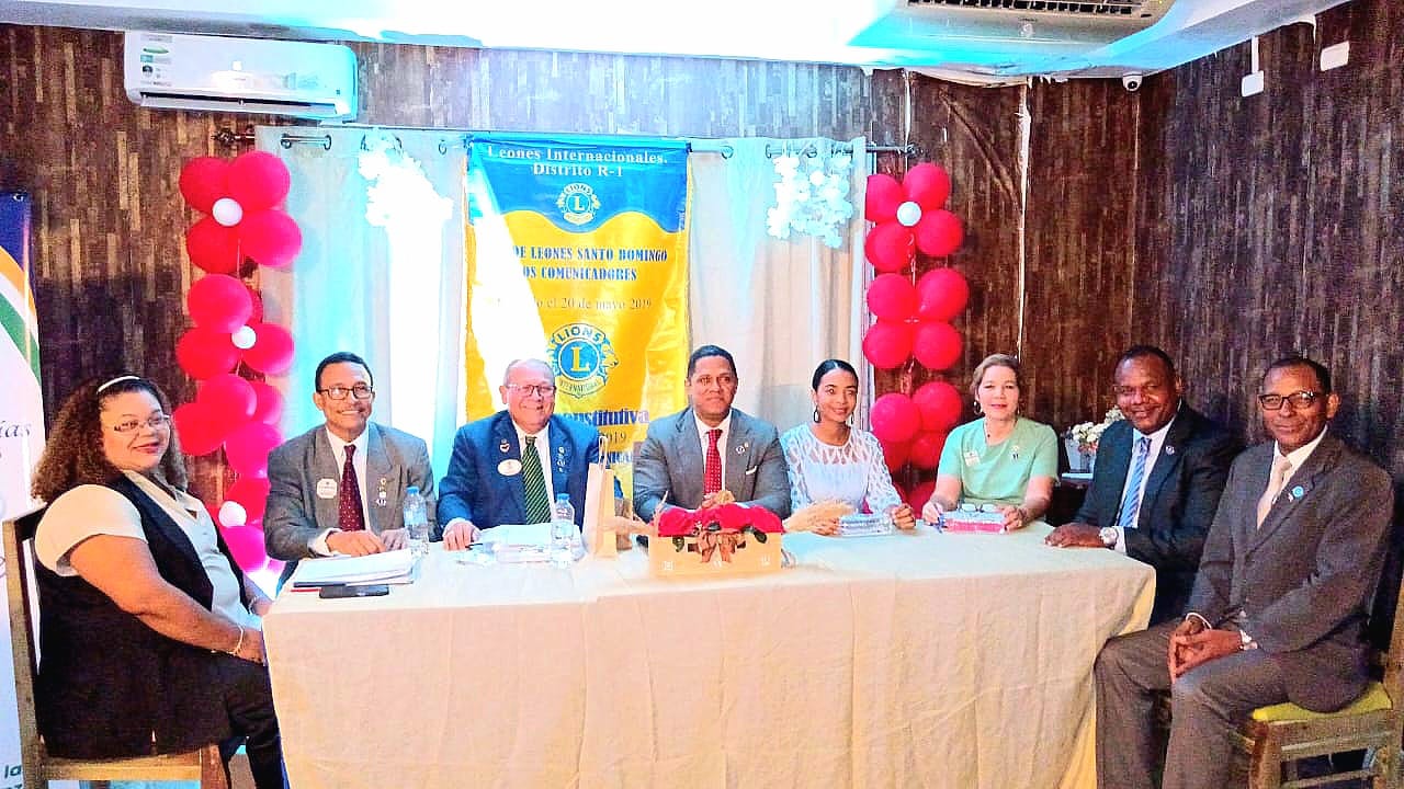El Club de Leones de la Comunicación recibe al Gobernador del Distrito ...